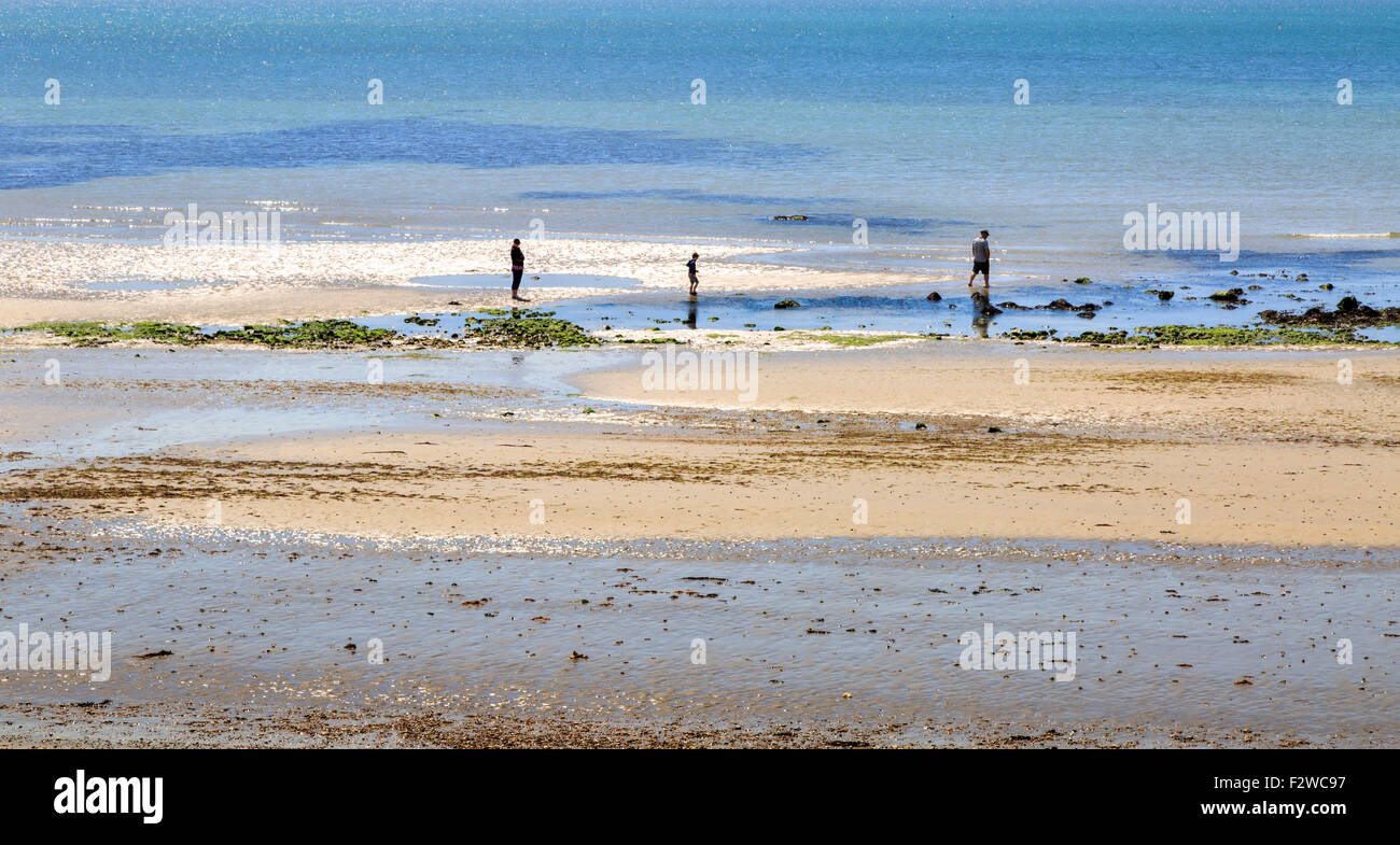Bognor regis beach paddle hi-res stock photography and images - Alamy