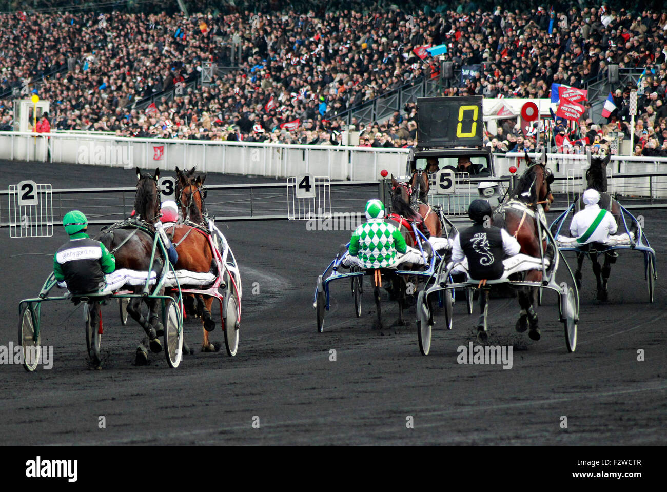 Paris france horse racing racetrack hi-res stock photography and images ...