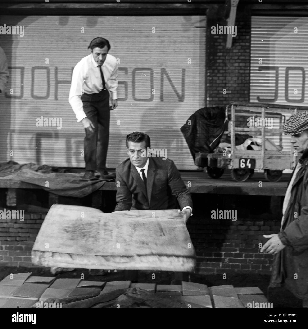 Der Schauspieler George Nader bei Dreharbeiten zu einem Jerry Cotton ...