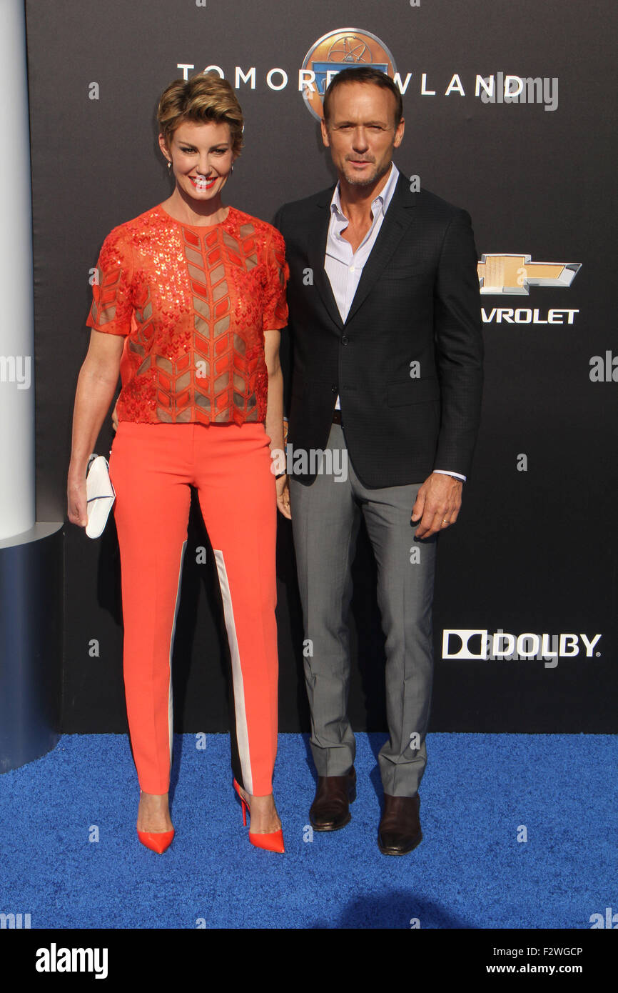 Tim mcgraw tomorrowland hi-res stock photography and images - Alamy