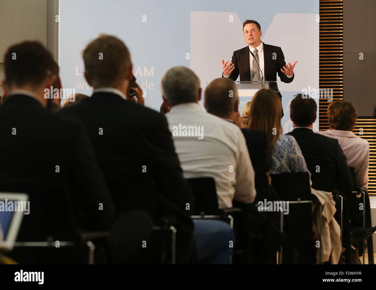 Elon musk boss hi-res stock photography and images - Alamy