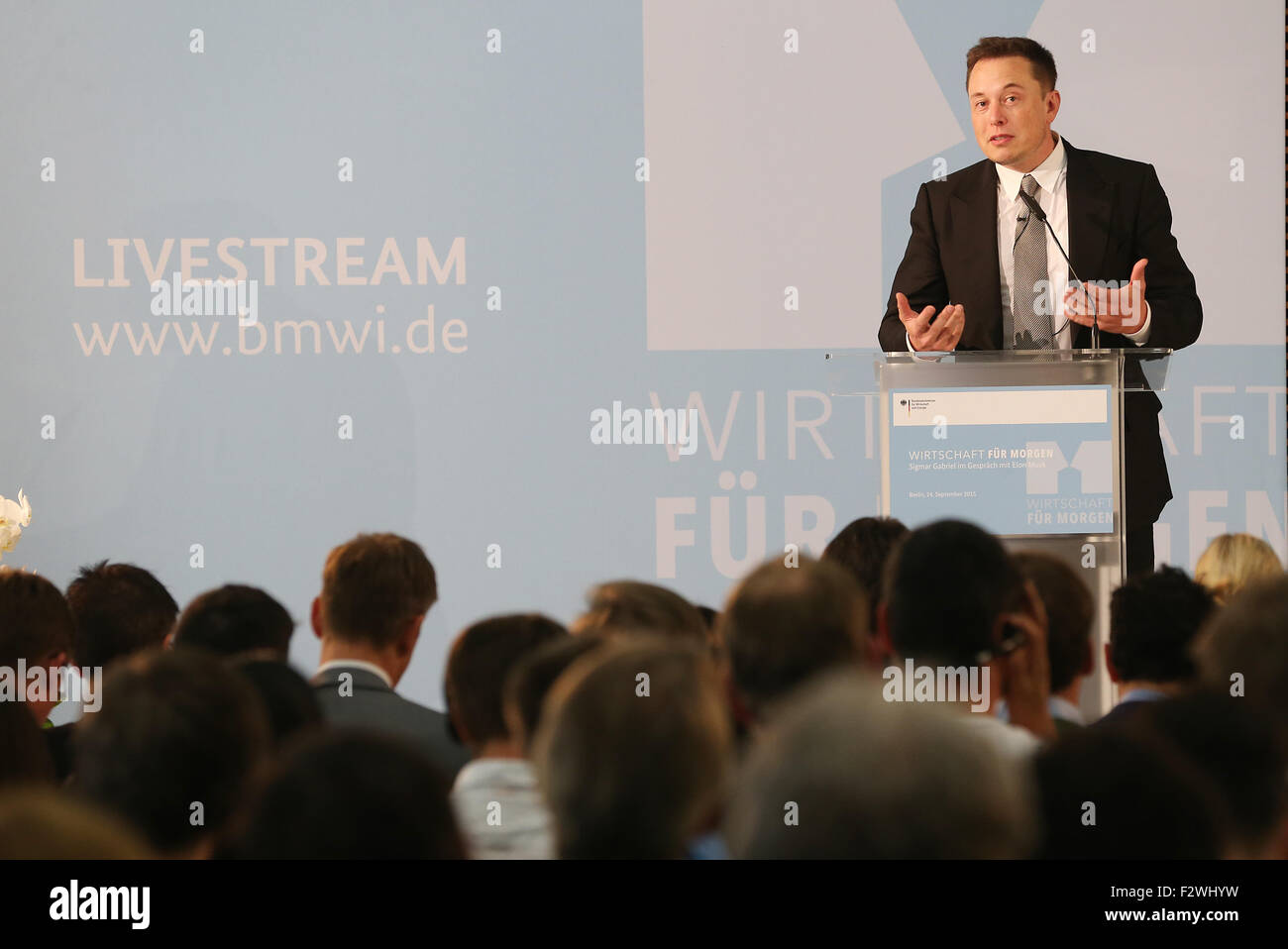 Elon musk boss hi-res stock photography and images - Alamy