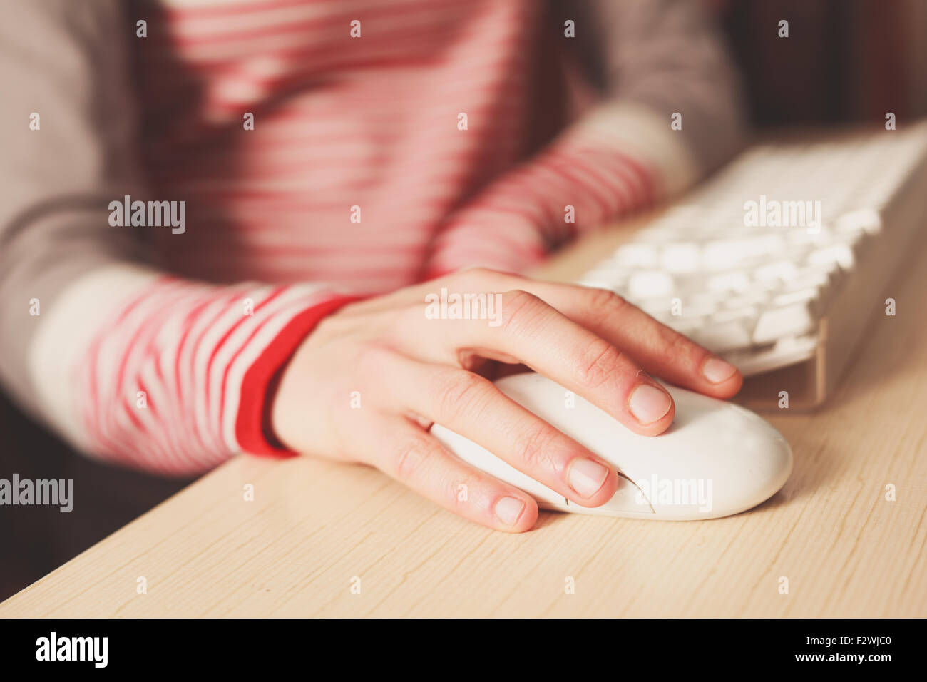 Closeup hand mouse hi-res stock photography and images - Alamy