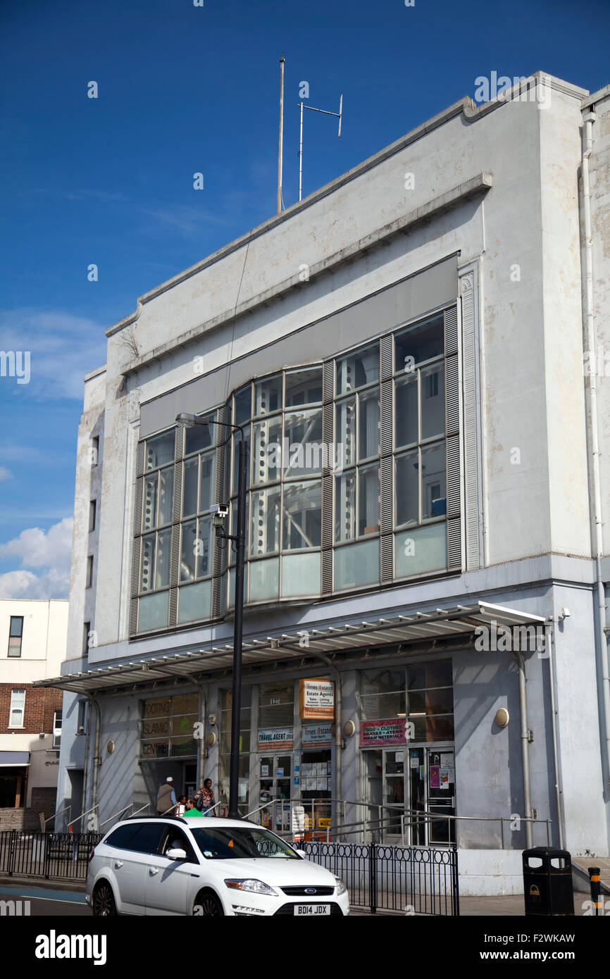 Balham Mosque and Tooting Islamic Centre on Tooting Rd - London SW17 ...