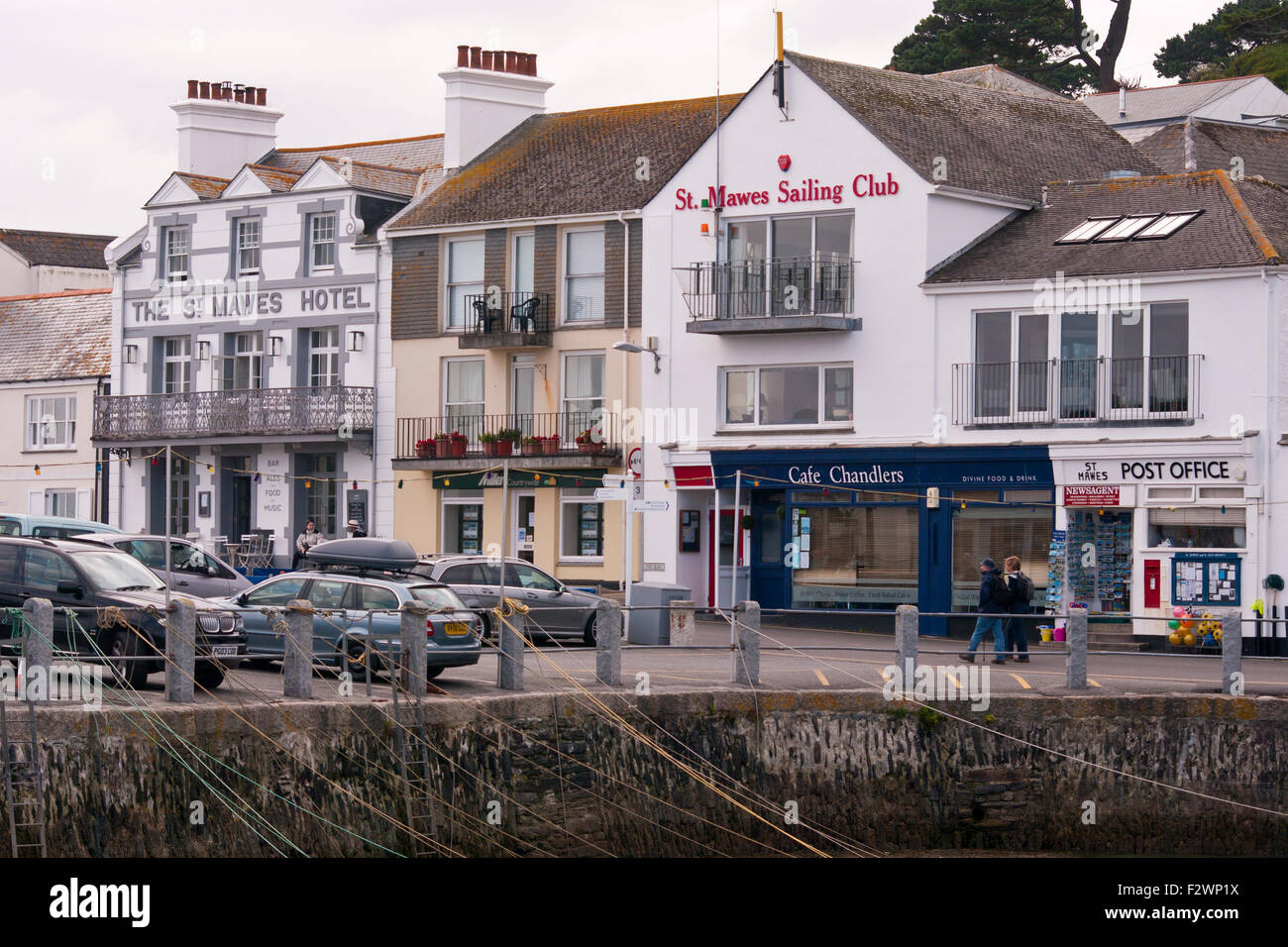 St mawes cornwall uk hi-res stock photography and images - Alamy
