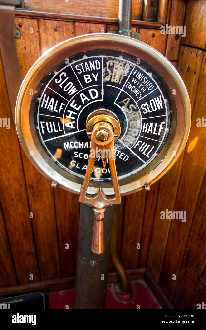 Ship bridge instruments hi-res stock photography and images - Alamy