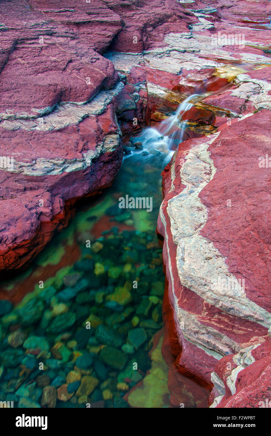 Argillite sedimentary mineral layers in Lost Horse Creek, Red Rock ...