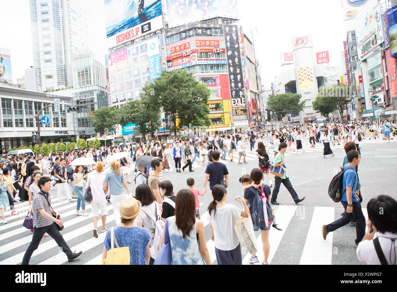 Japanese cities, people, landscape Stock Photo - Alamy