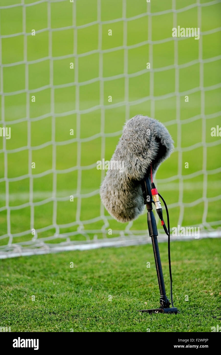 Stadium microphone hi-res stock photography and images - Alamy