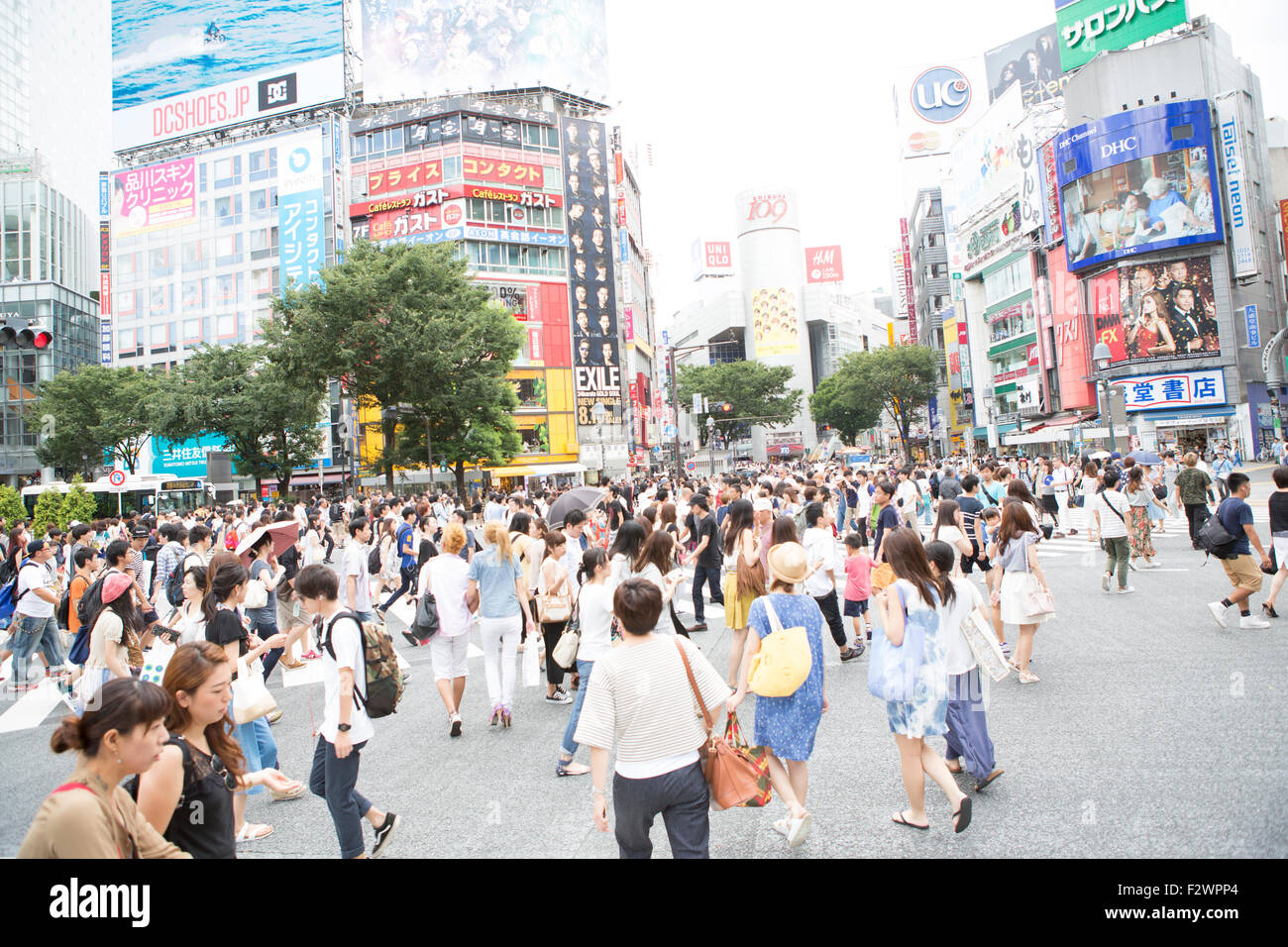 Japanese cities, people, landscape Stock Photo - Alamy