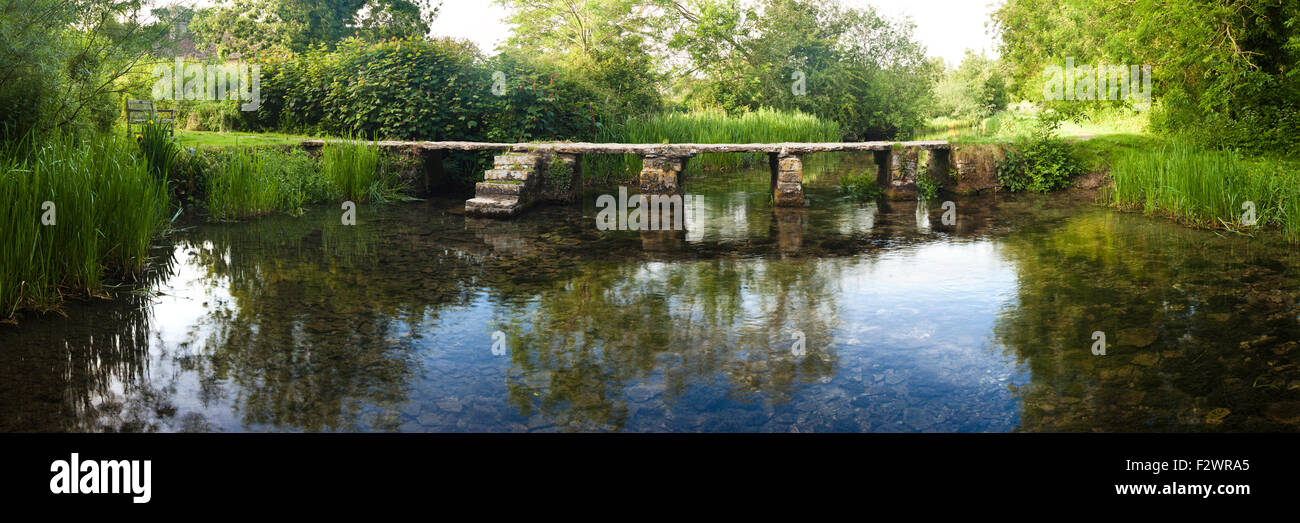 Kebles Bridge over the River Leach linking the Cotswold villages of ...