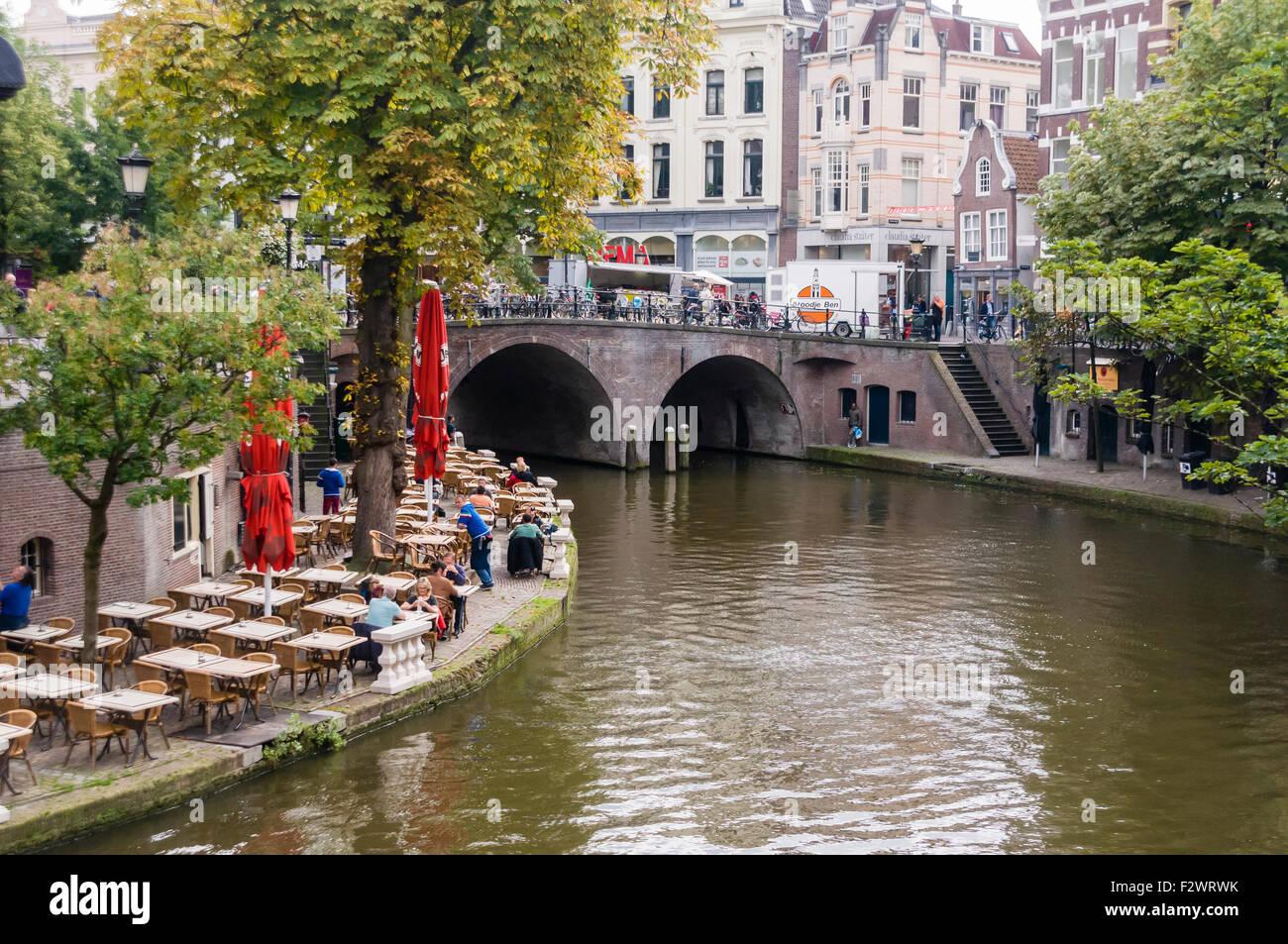 Canal wharfs in the Dutch city of Utrecht, Netherlands Stock Photo - Alamy