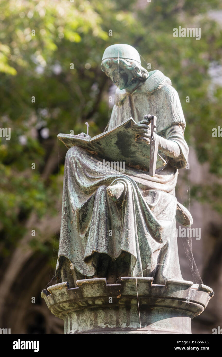 Medieval scribe hi-res stock photography and images - Alamy