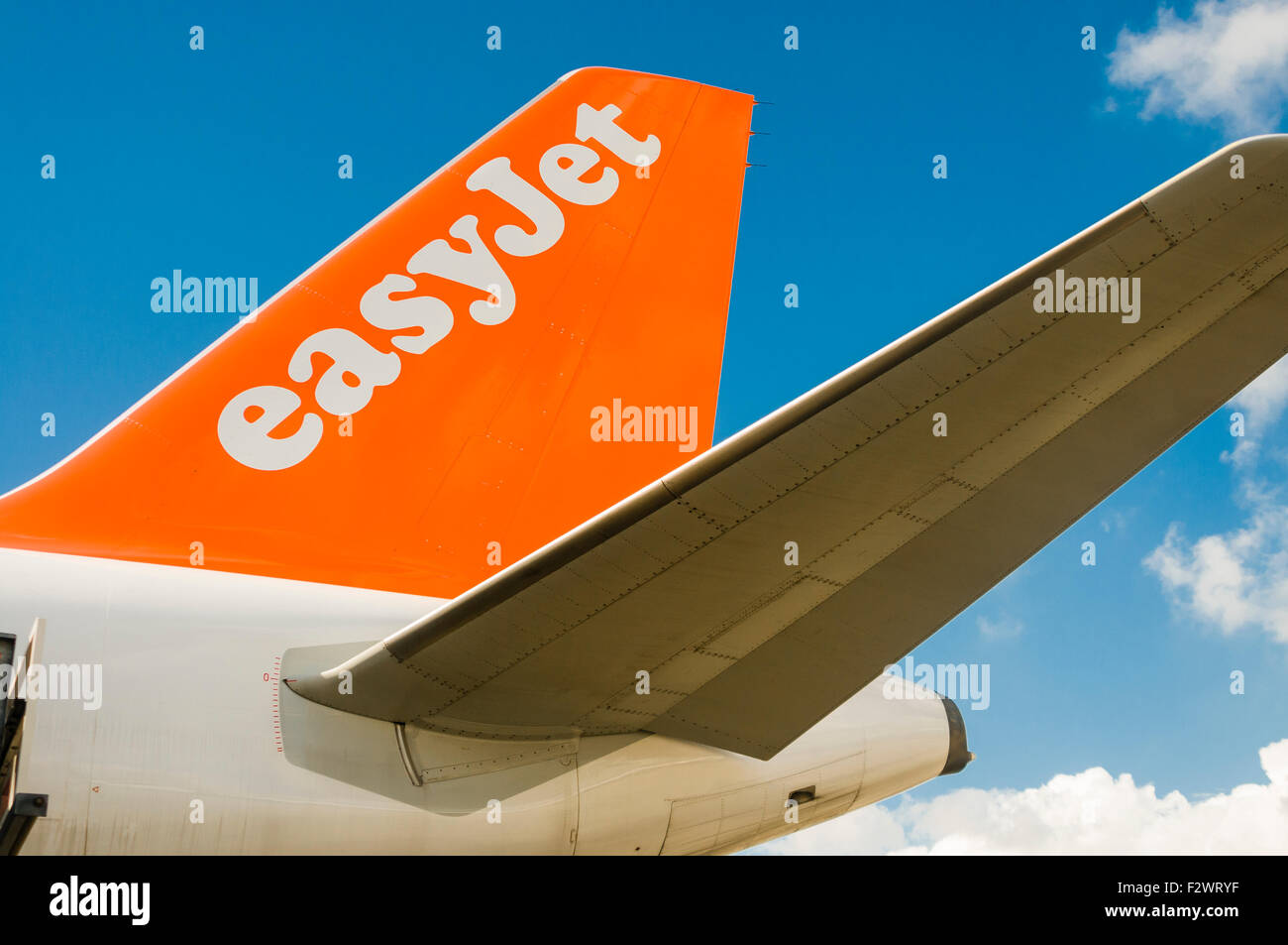 Airplane tail fin hi-res stock photography and images - Alamy