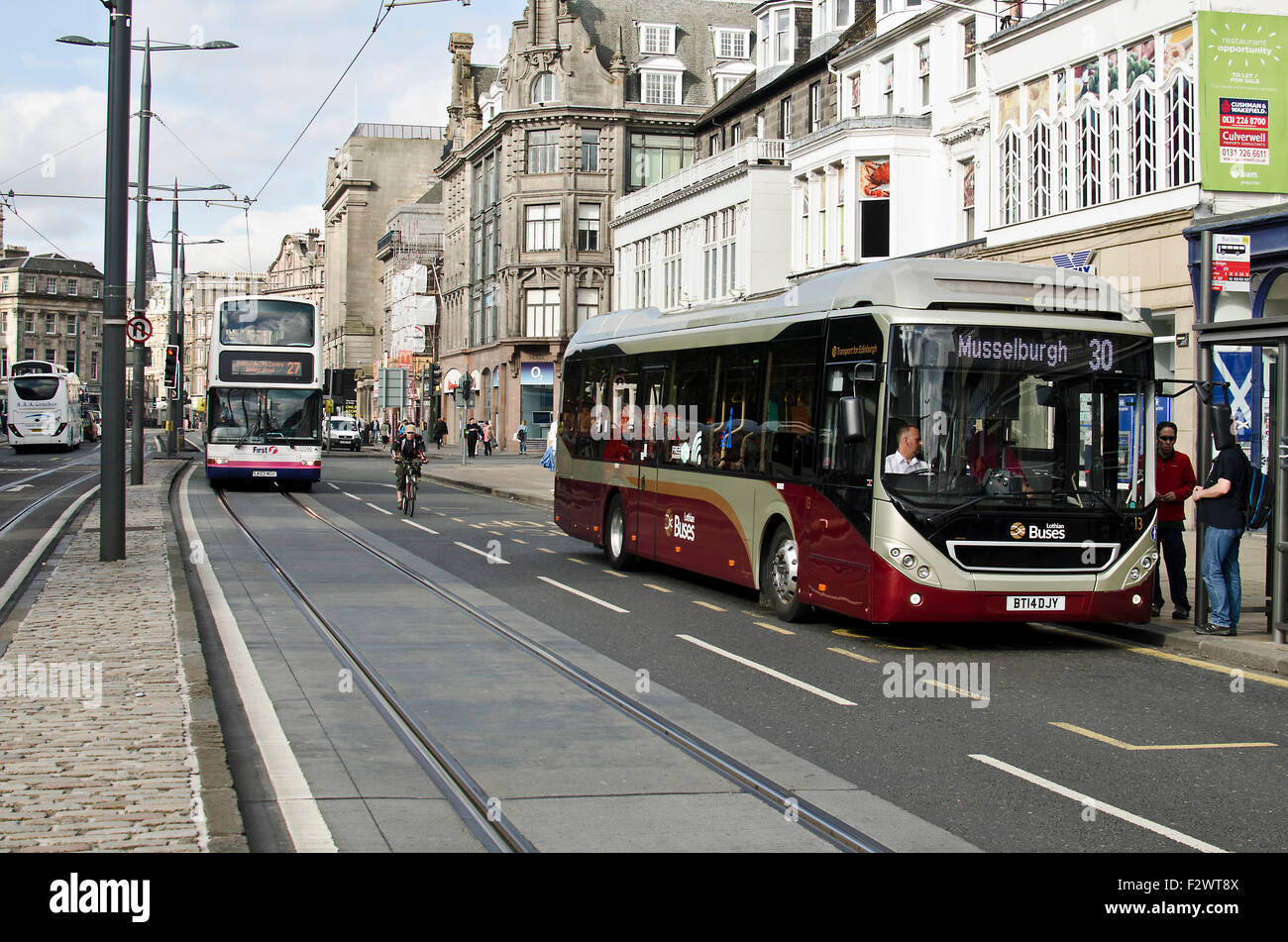 Lothian bus hi-res stock photography and images - Alamy