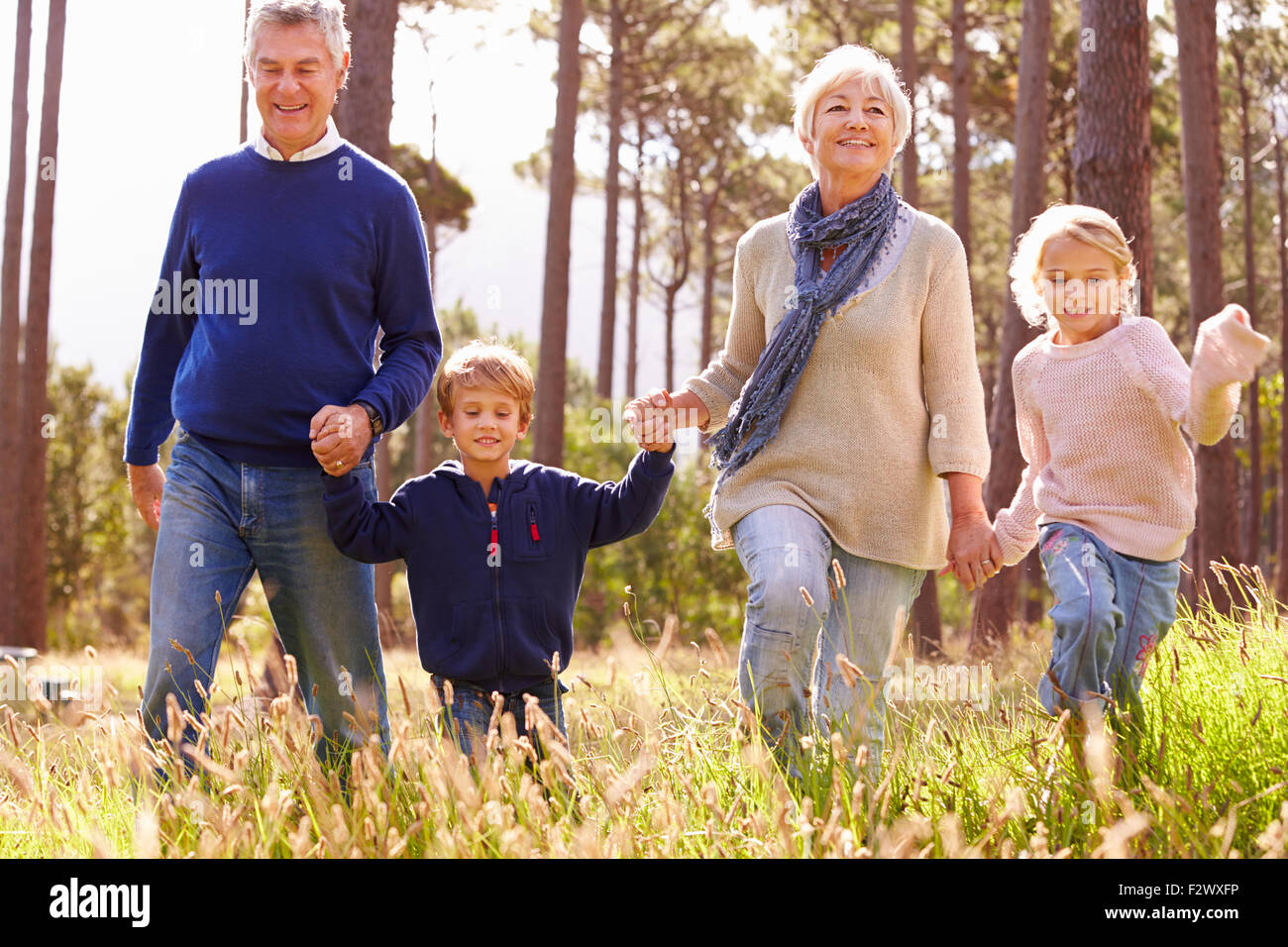 Family in woods grandparents hi-res stock photography and images - Alamy