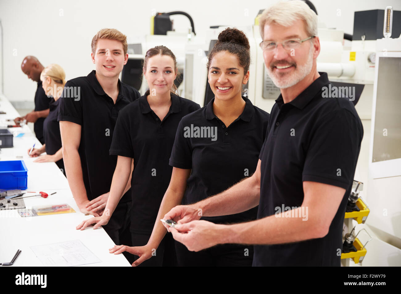 Checking components hi-res stock photography and images - Alamy