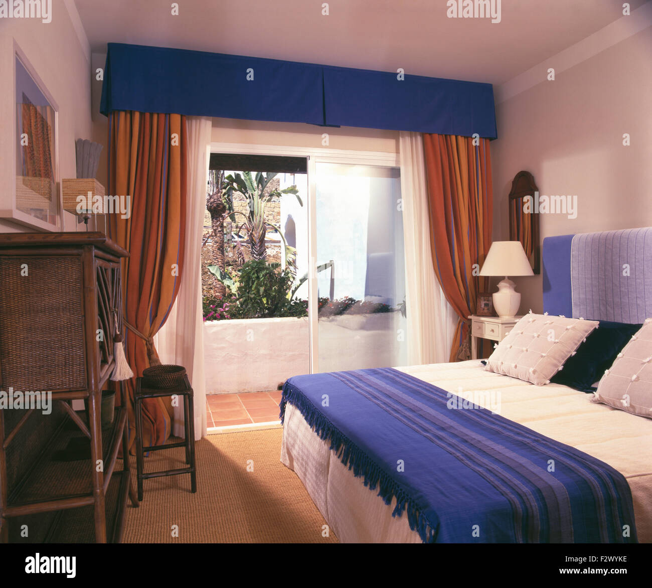 Pelmets High Resolution Stock Photography and Images - Alamy