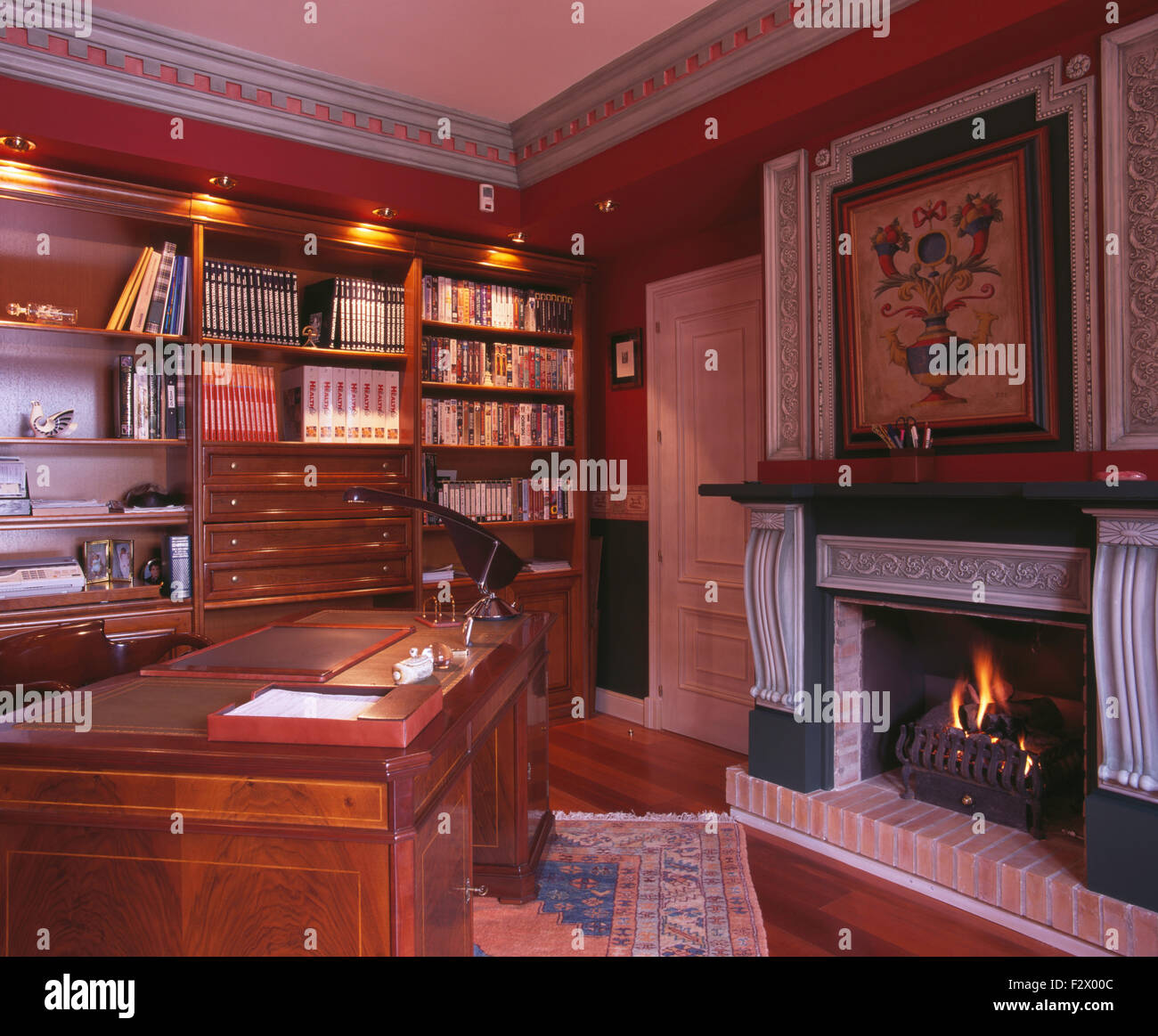 Study fireplace hi-res stock photography and images - Alamy