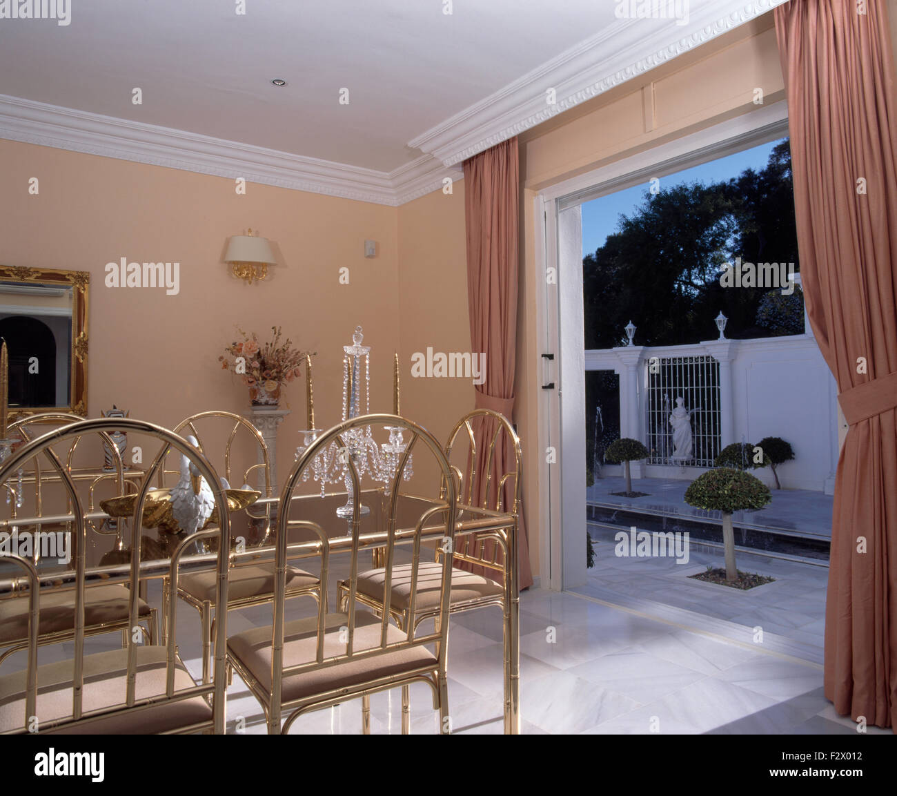 Brass and glass table hi-res stock photography and images - Alamy