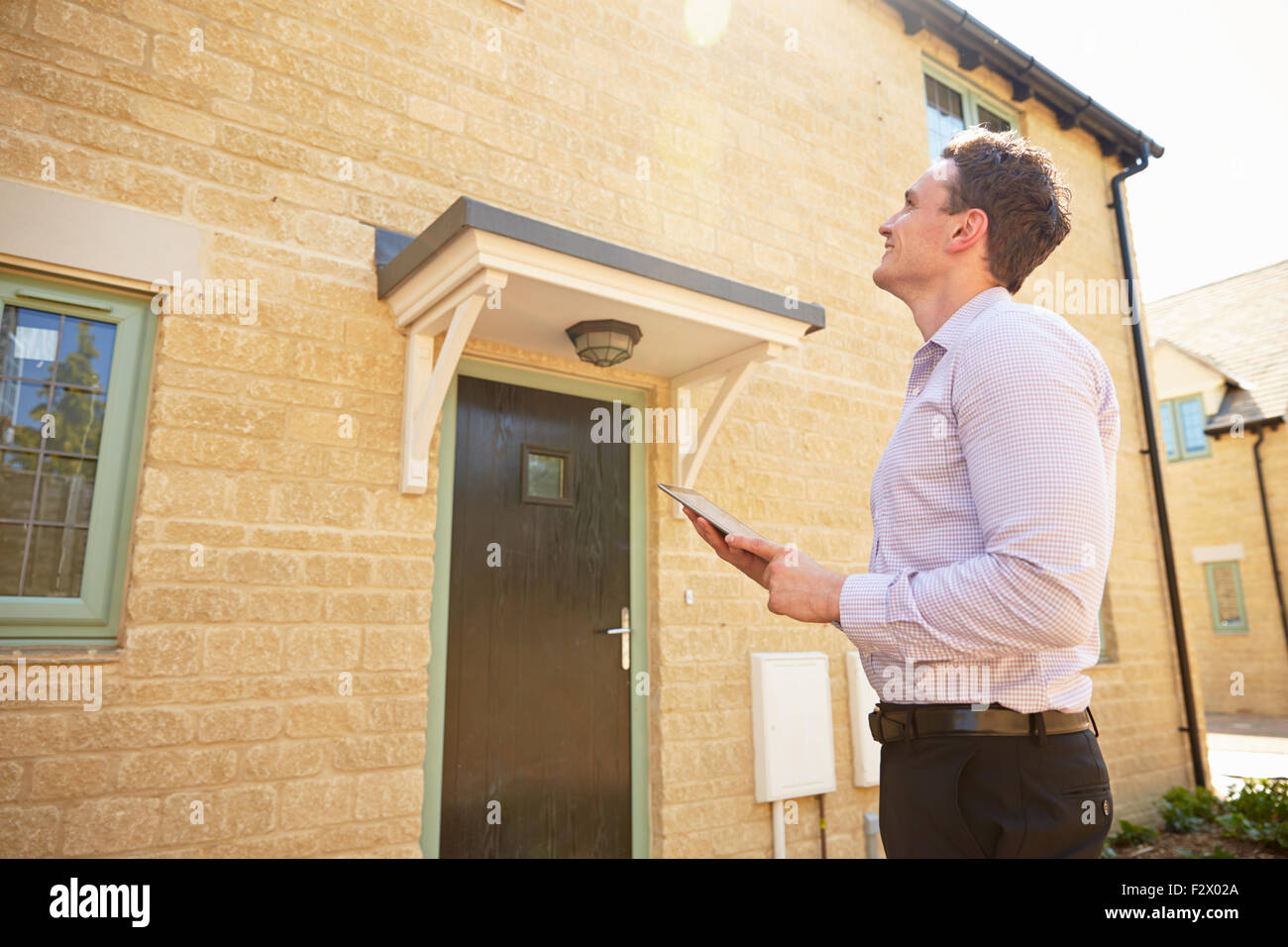 Surveying a house hi-res stock photography and images - Alamy