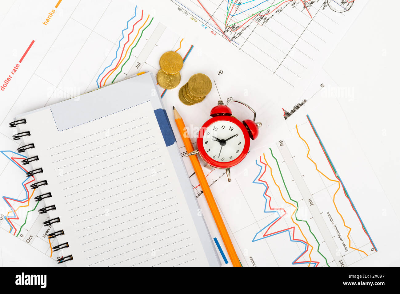 Notebook pencil alarm clock hi-res stock photography and images - Alamy