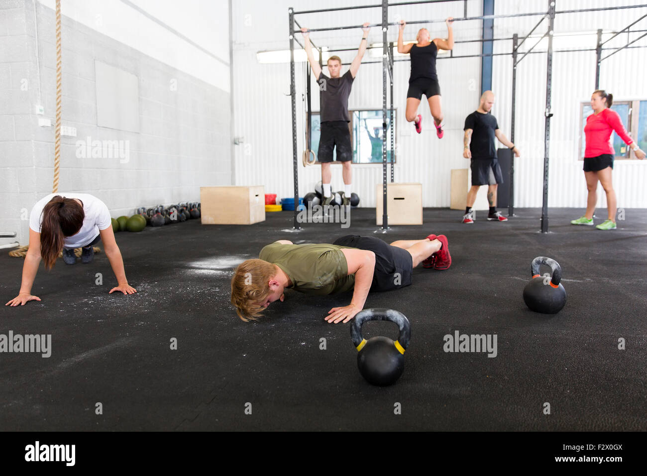 Box jump hi-res stock photography and images - Alamy