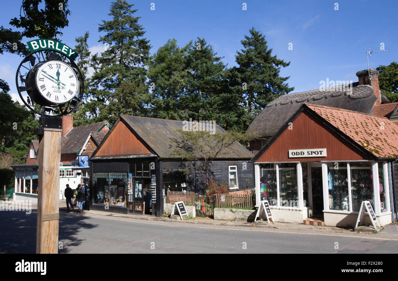 Burley Village in The New Forest, Hampshire, UK Stock Photo - Alamy