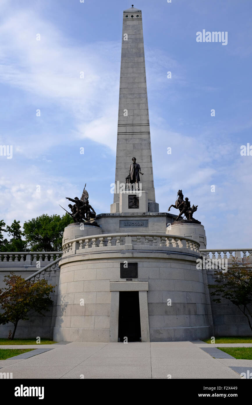 Lincoln's tomb springfield hi-res stock photography and images - Alamy