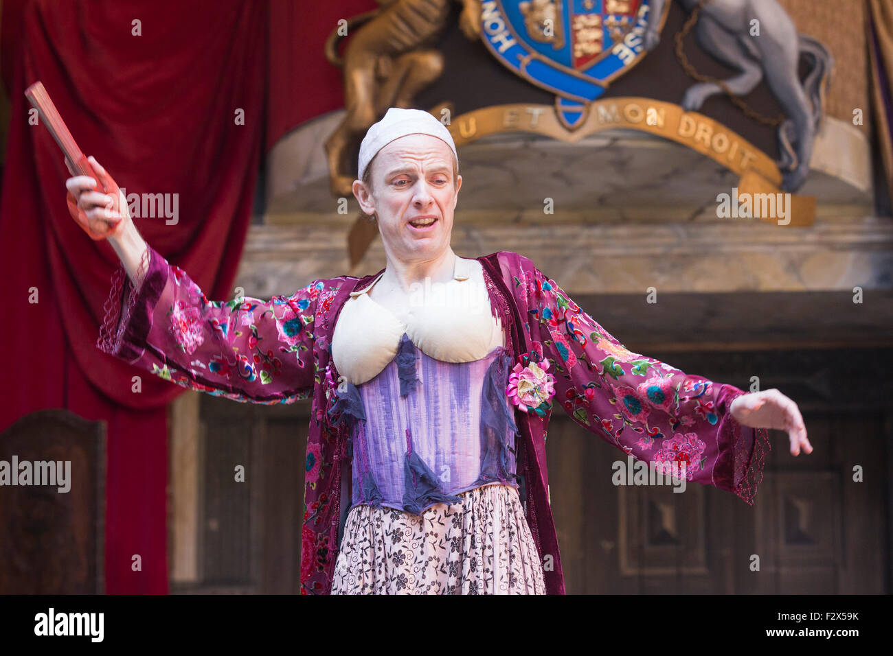 Nell gwynn jessica swale directed hi-res stock photography and images ...