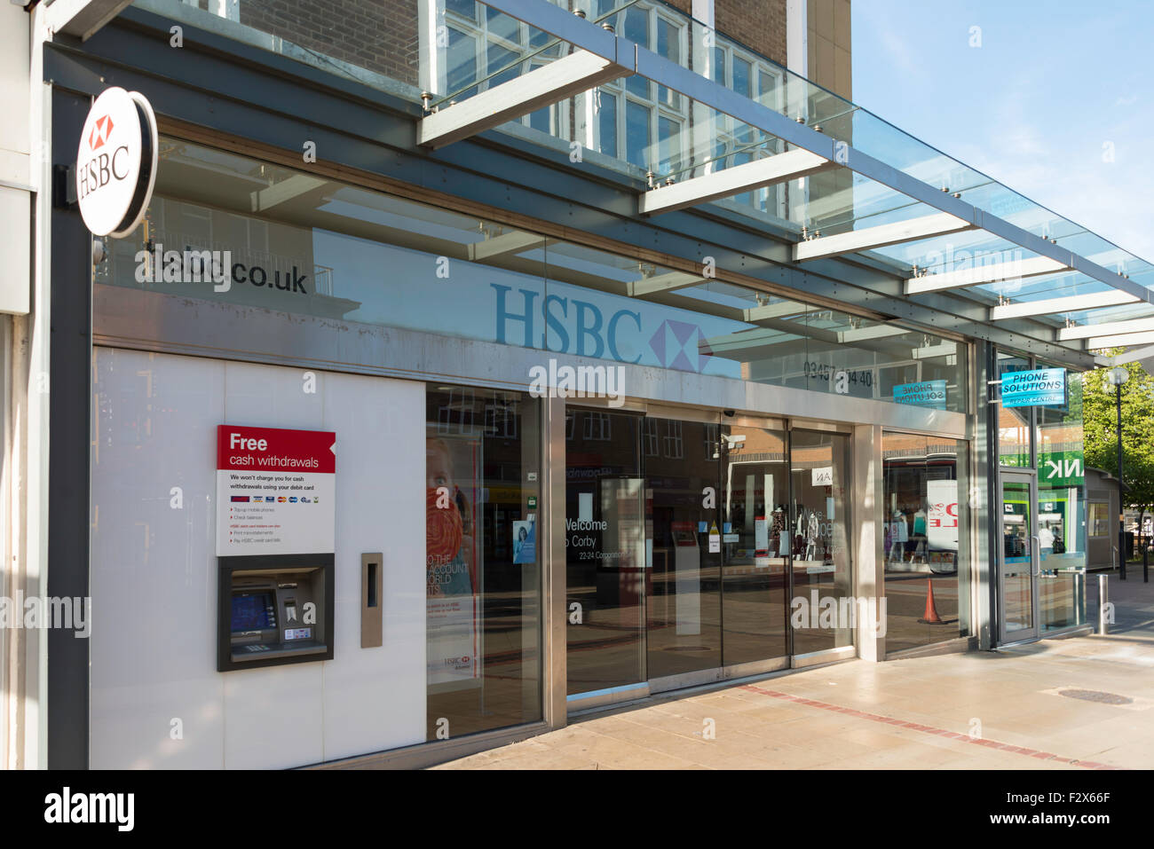 HSBC Bank, Willow Place Shopping Centre, Corby, Northamptonshire ...
