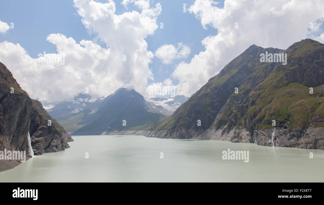 The green waters of Lake Dix - Dam Grand Dixence - Switzerland, worlds ...