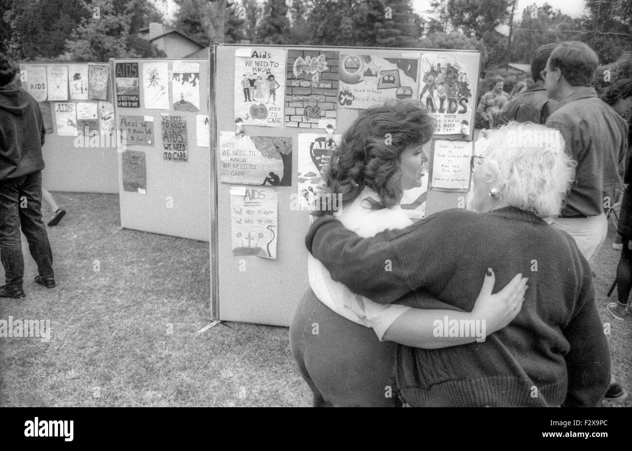 People vigil Black and White Stock Photos & Images - Alamy