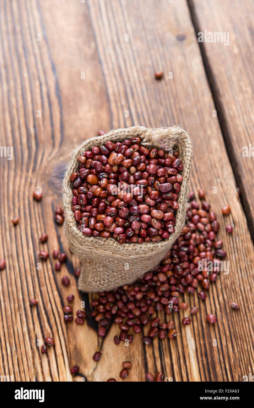 Dark red beans hi-res stock photography and images - Alamy