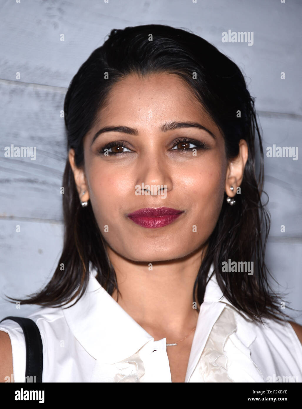 Beverly Hills, California, USA. 24th Sep, 2015. Freida Pinto arrives ...