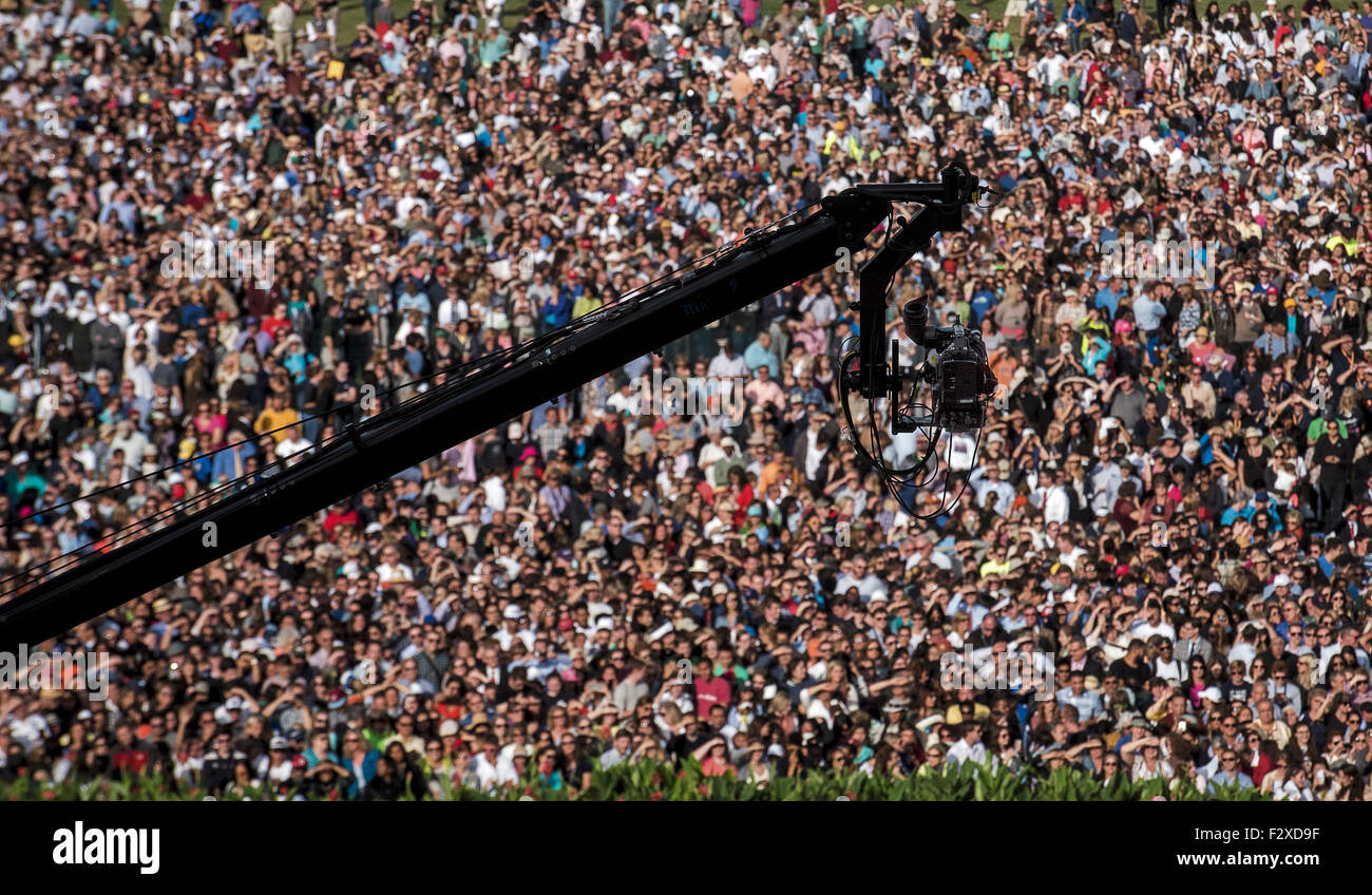 Washington DC, USA. 24th September, 2015. A camera boom extends over a ...