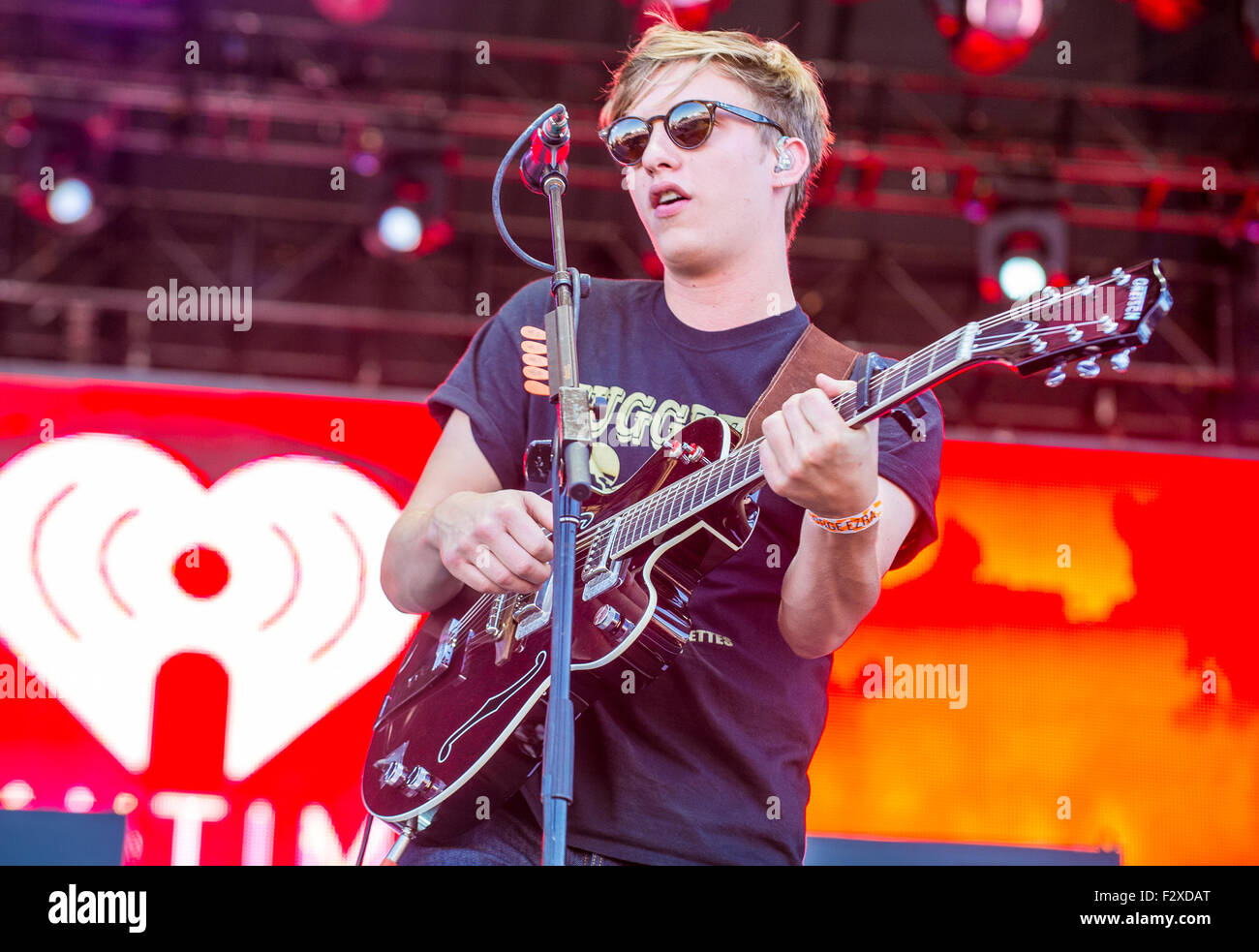 George ezra singer hi-res stock photography and images - Alamy