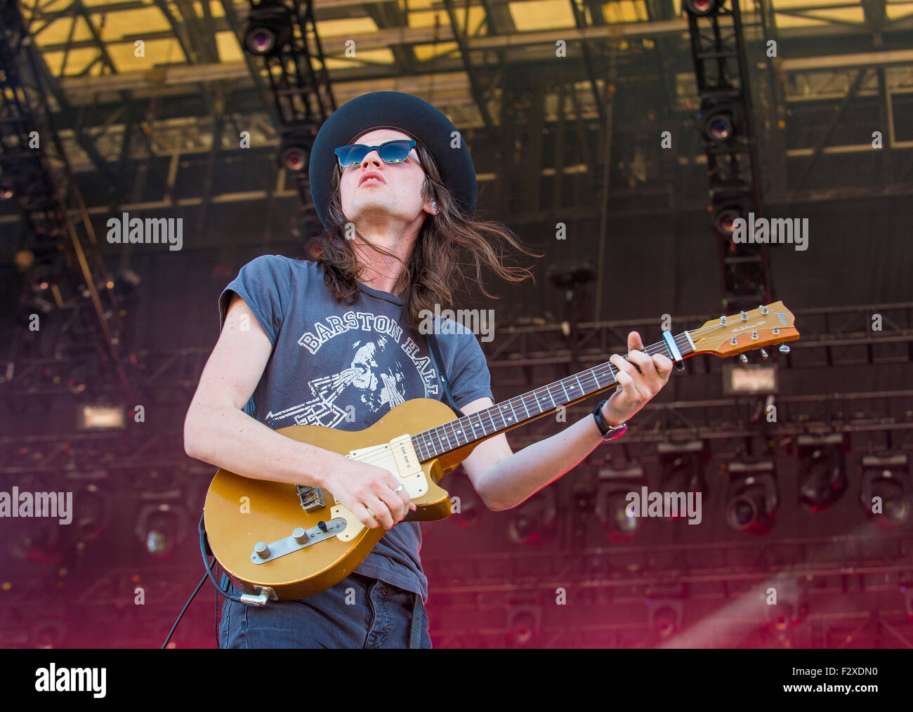 Singer/songwriter James Bay performs onstage at the 2015 iHeartRadio ...