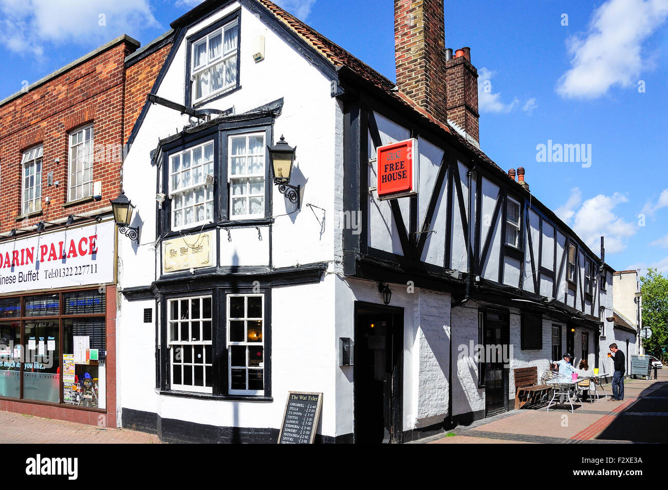 15th Century The Wat Tyler Inn, Dartford High Street, Dartford, Kent ...