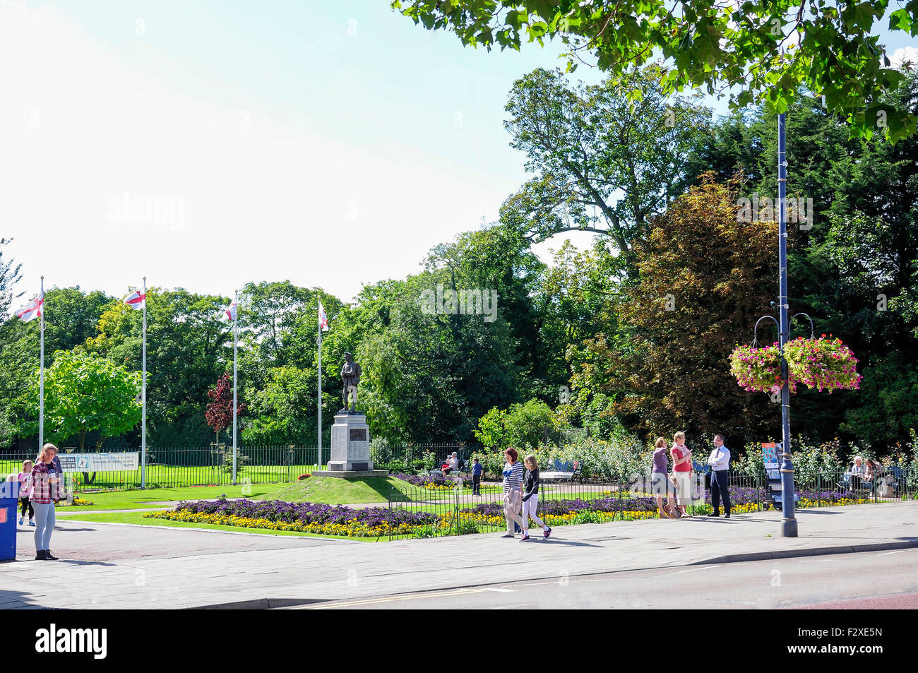 War Memorial, Central Park, Dartford, Kent, England, United Kingdom ...