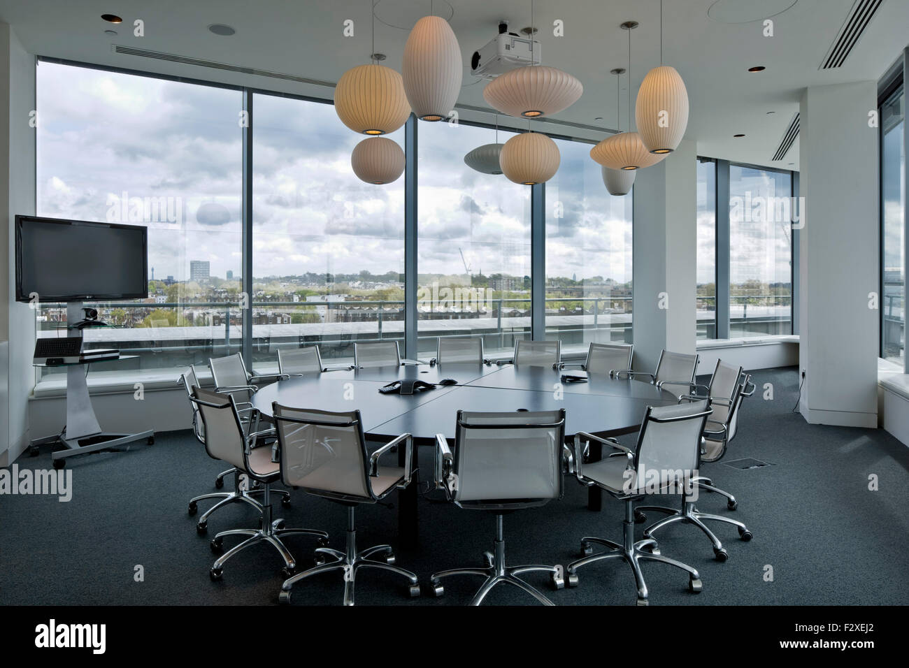 Mr Porter corner meeting room. Net-a-Porter offices at the Westfield ...