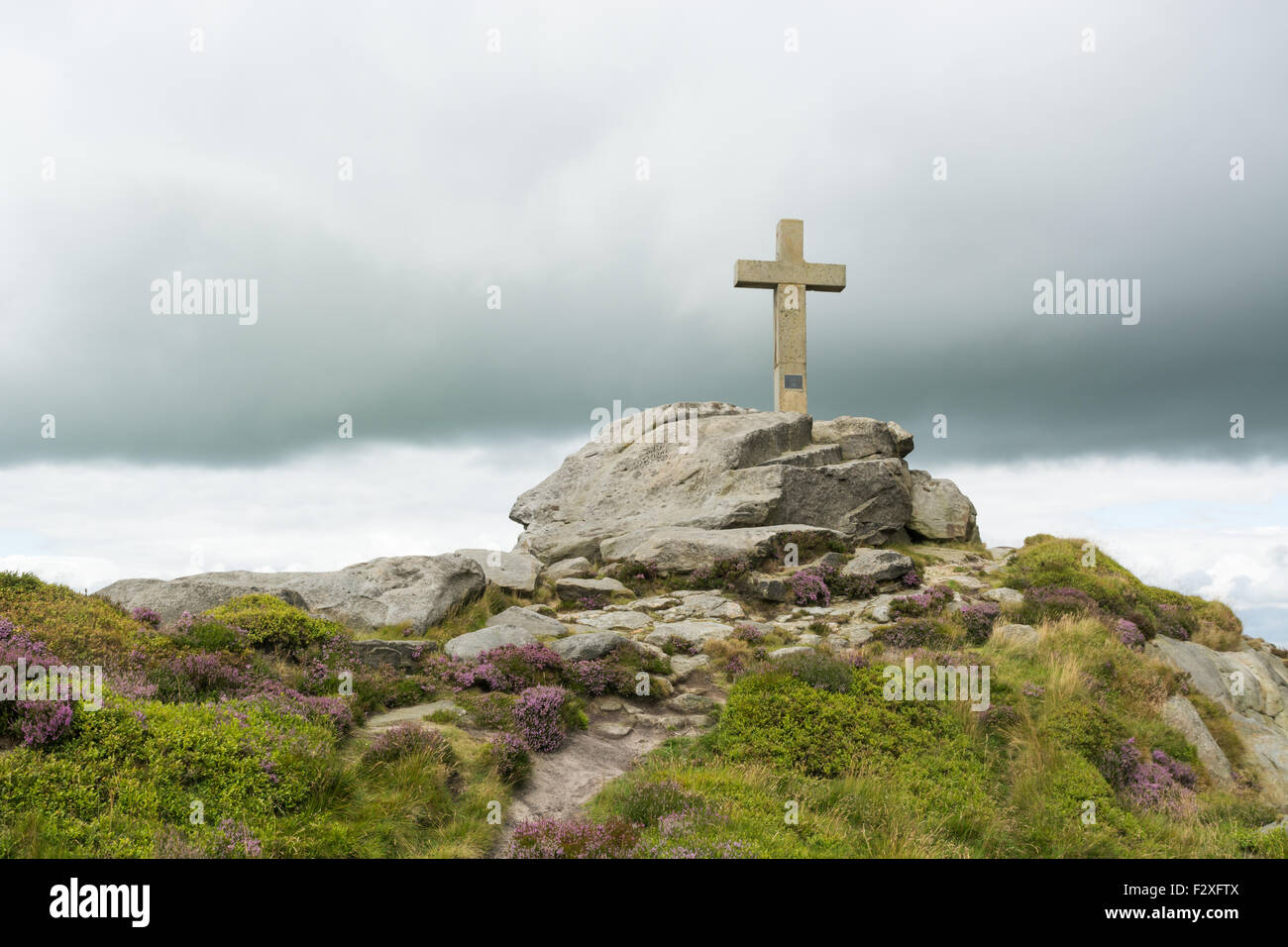 Cross hills yorkshire hi-res stock photography and images - Alamy