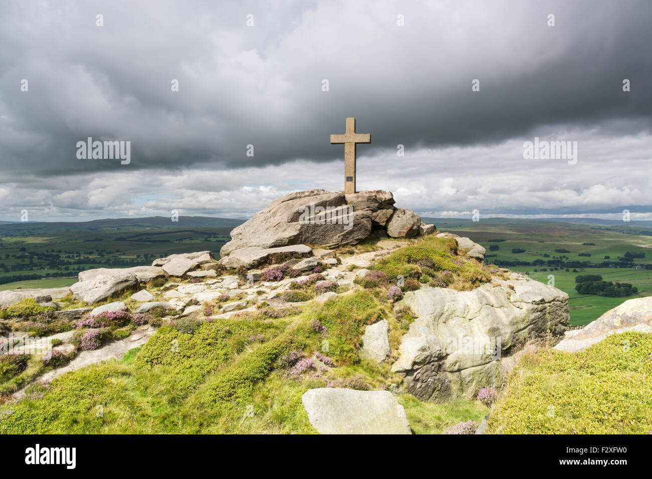 Cross Hills Yorkshire High Resolution Stock Photography and Images - Alamy