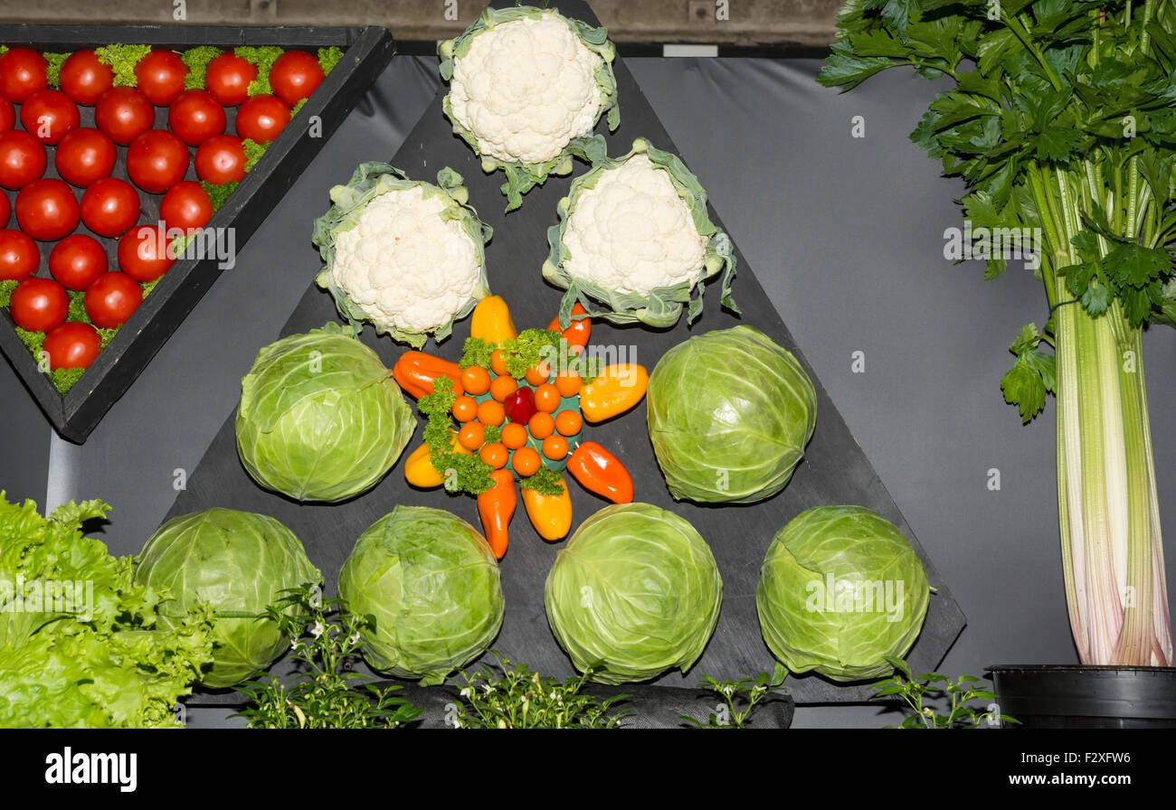 Fruit triangle hi-res stock photography and images - Alamy