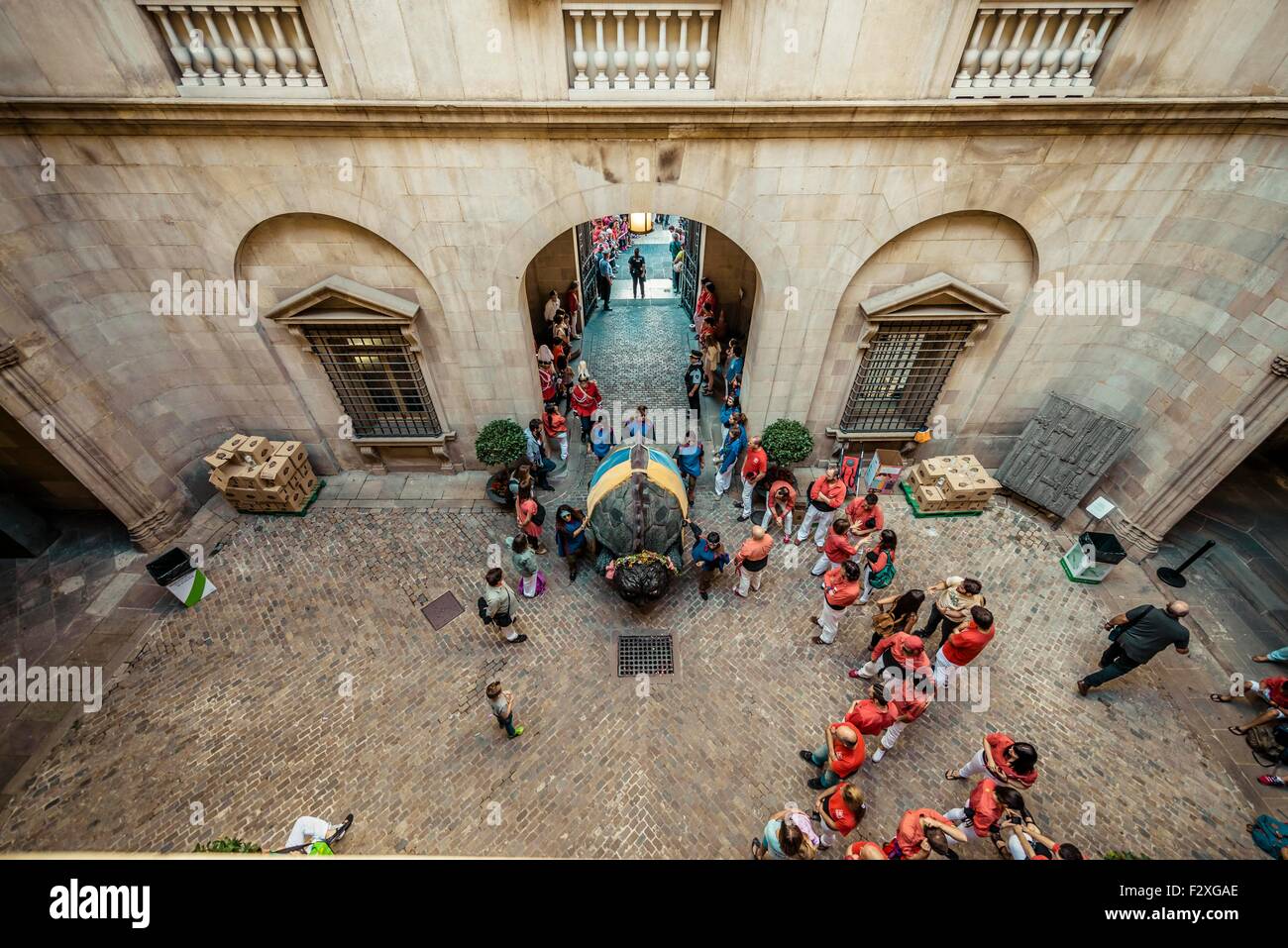 Barcelona, Spain. 24th September, 2015. The 'Tarasca of Barcelona ...