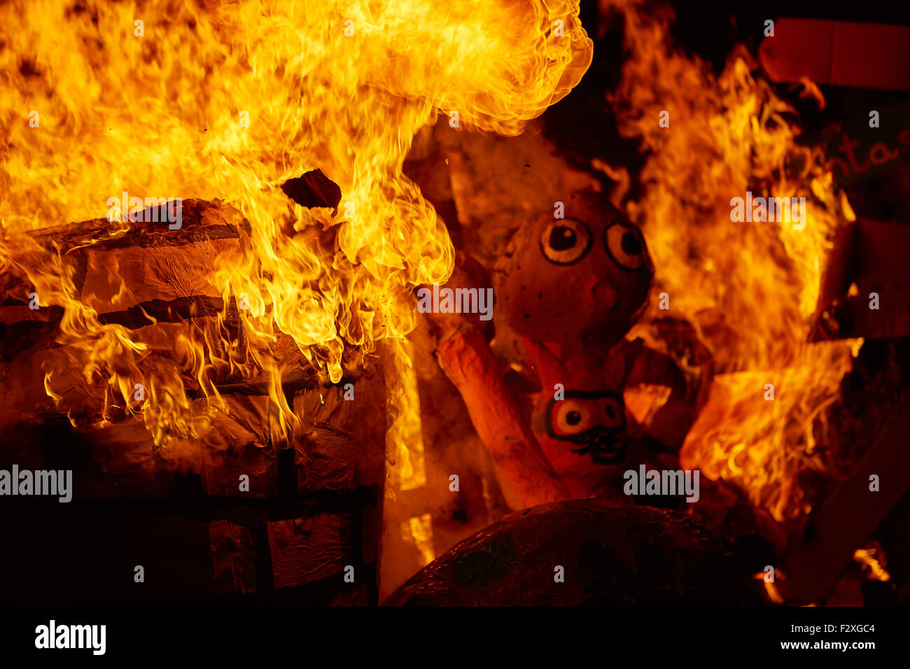 Fallas valencia hi-res stock photography and images - Alamy