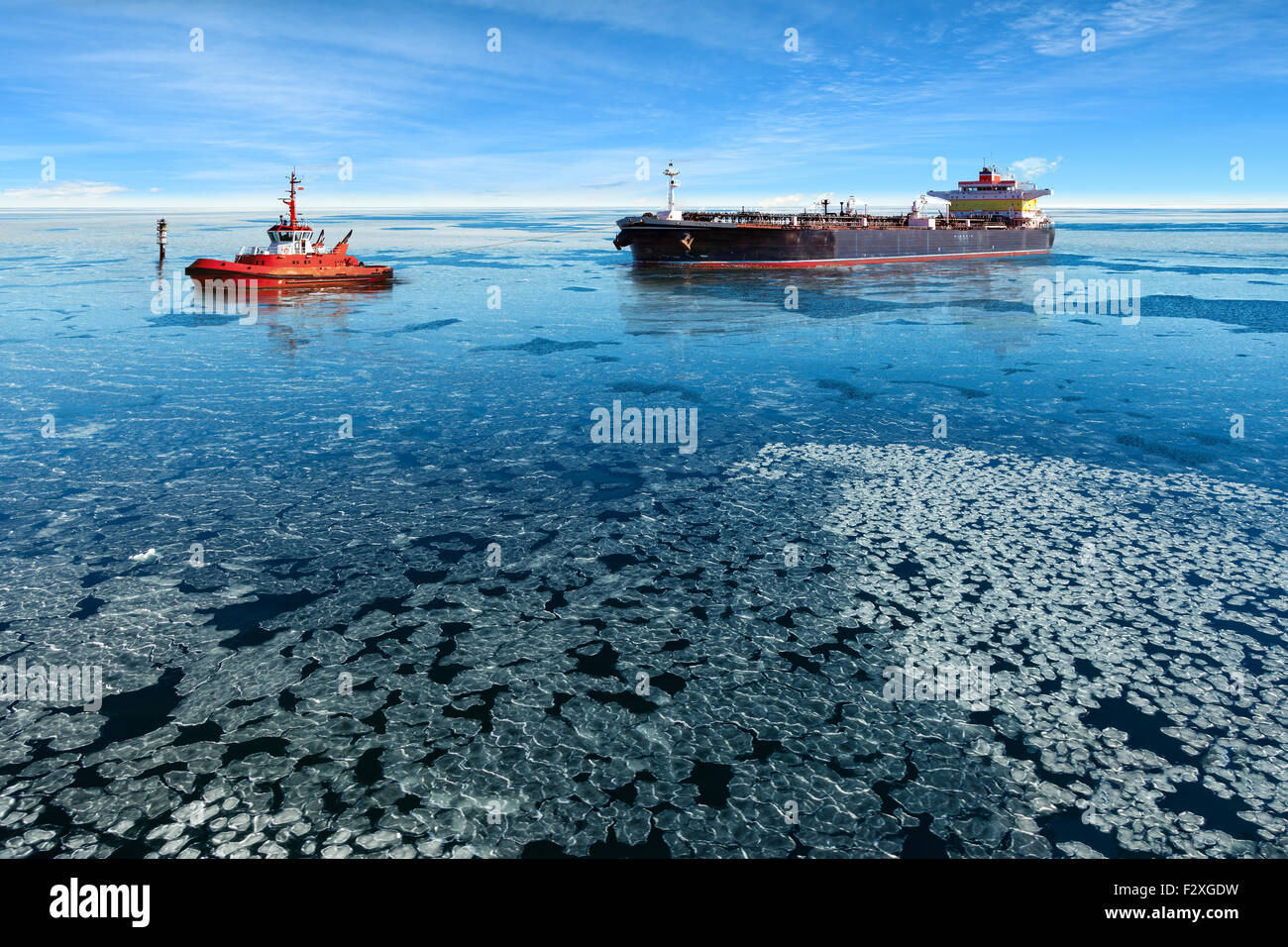 Tanker sea ice hi-res stock photography and images - Alamy