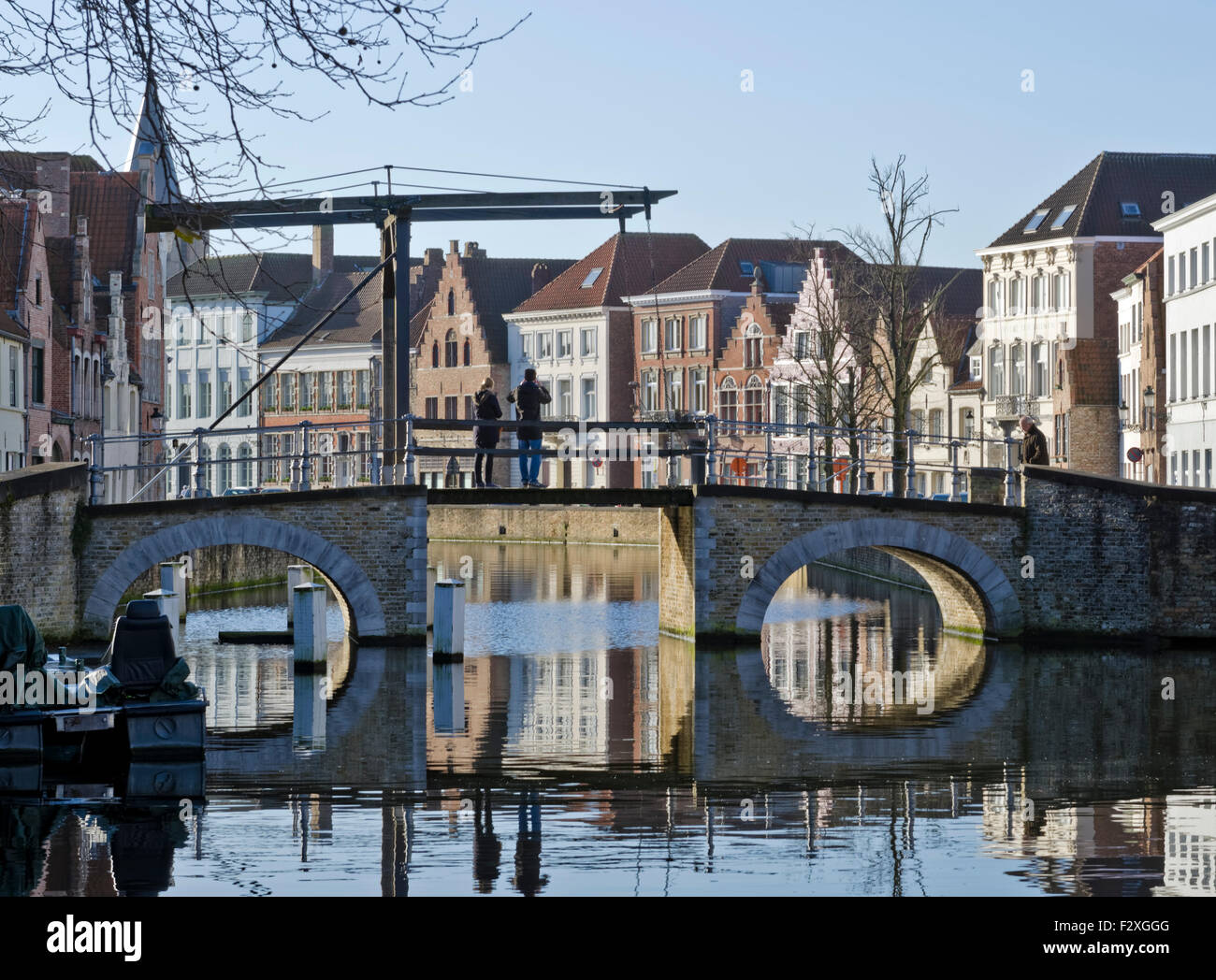Traditional wooden lifting bridge hi-res stock photography and images ...