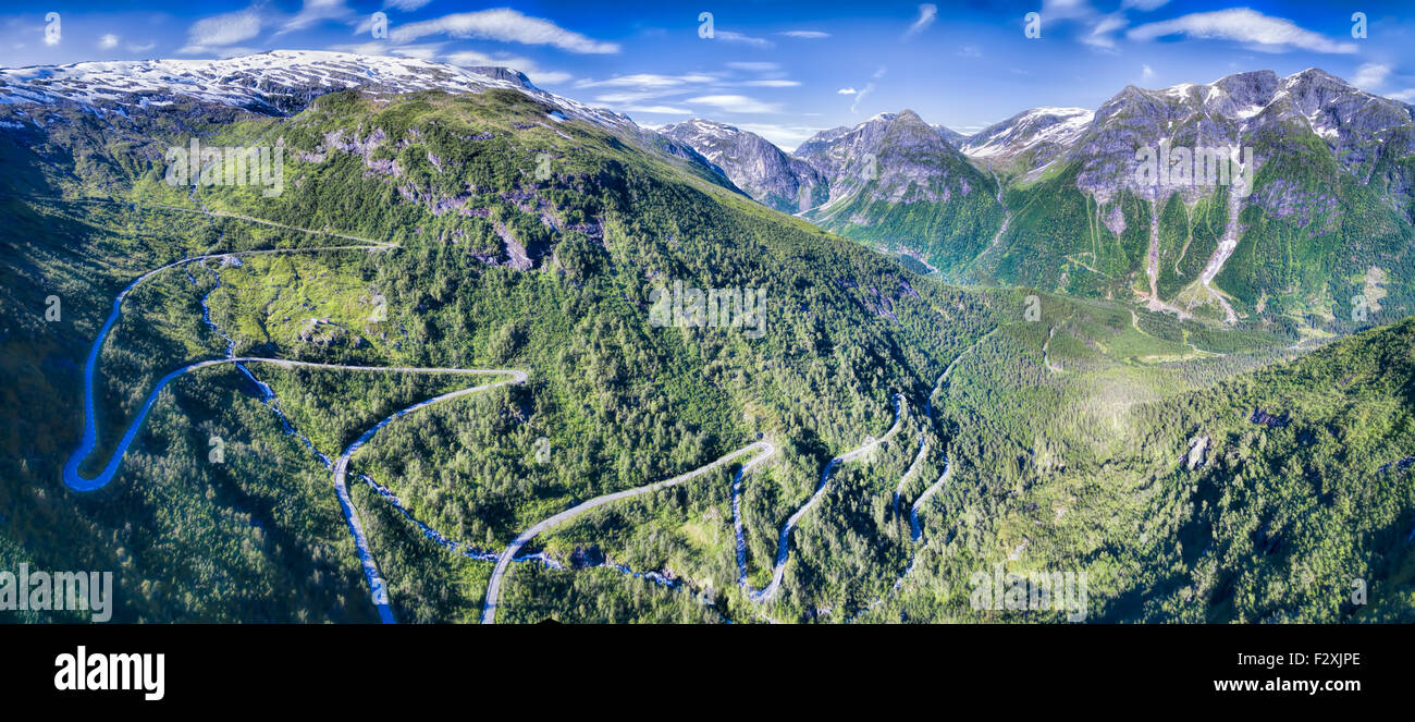 Mountain road in Gaularfjellet mountain pass in Norway surrounded by ...