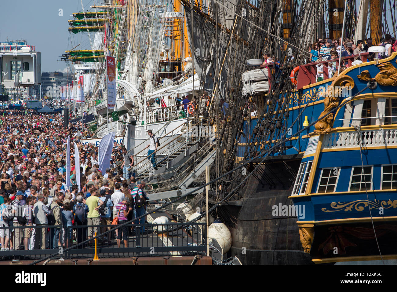 Gotheborg sailboat hi-res stock photography and images - Alamy
